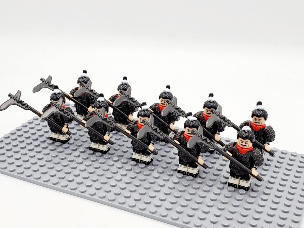 Qin Empire Light Armor Halberd Soldiers Minifigures Set of 10pcs With ...